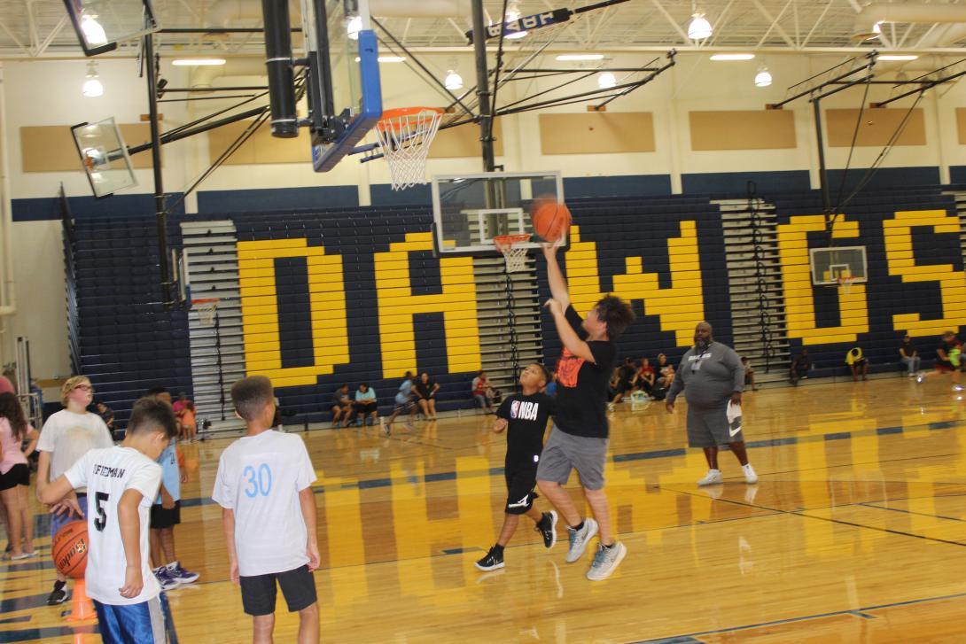 Bulldawgs host annual basketball camp | Copperas Cove Leader Press